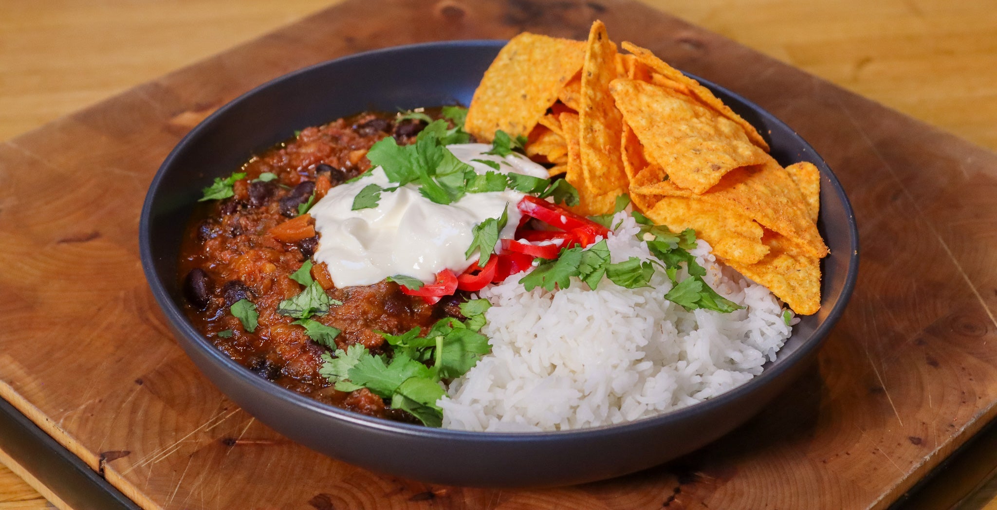 Easiest Smoked Over the Top Chilli, perfect winter barbecue – Love Logs