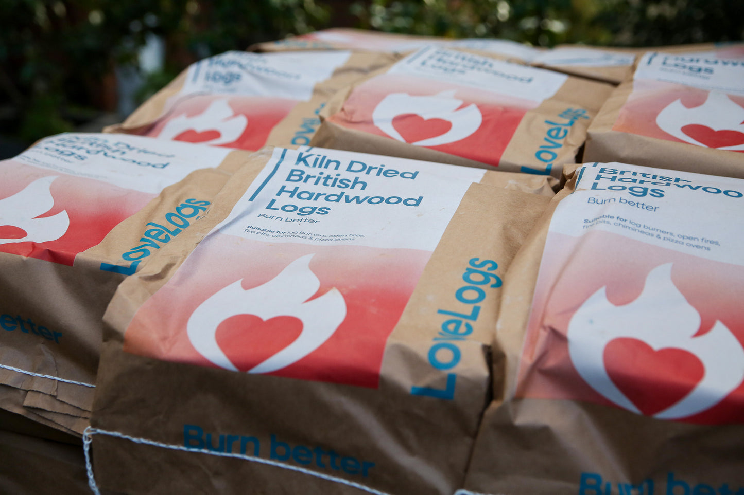Pallet of Kiln Dried British Hardwood Logs in Paper Sacks – Love Logs