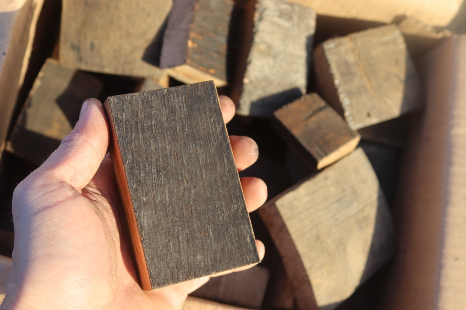 Whisky Barrel Smoking Wood Chunks – Love Logs